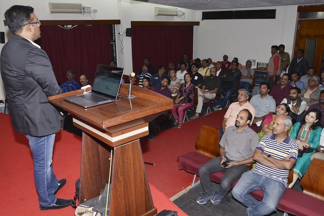 2017 starts with a good gathering | Youth Photographic Society
